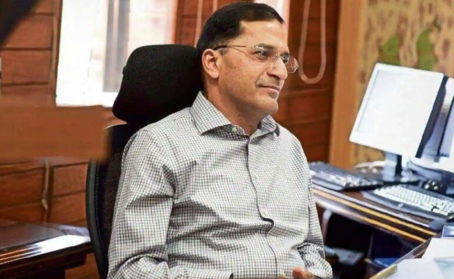 କାଲି ଅବସର ନେଇଥିଲେ, ଆଜି ନିର୍ବାଚନ କମିଶନର ହେଲେ